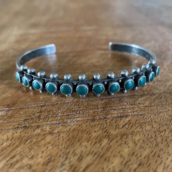 Jewelry | Vintage Zuni 12 Stone Snake Eye Turquoise Bracelet | Poshmark